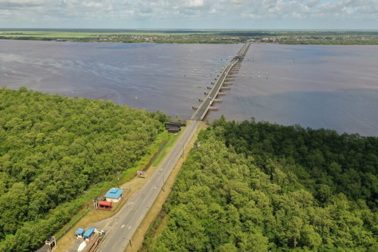 Berbice River Bridge – National Trust