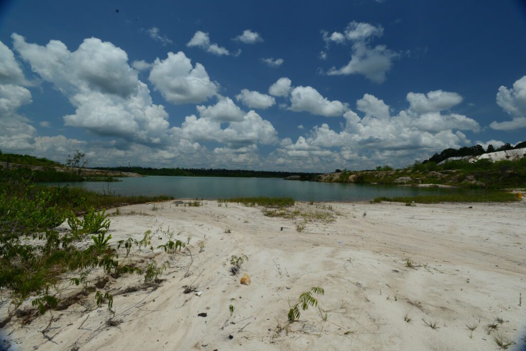 Blue Lakes and White Sands – National Trust